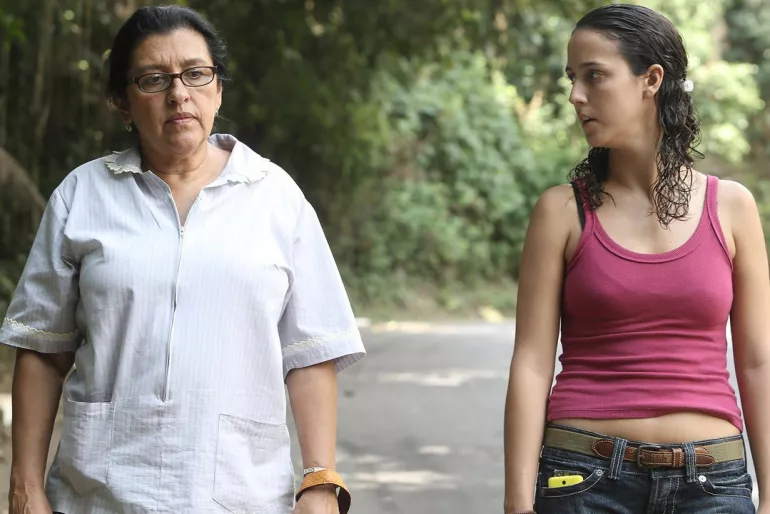 UNE SECONDE MÈRE (QUE HORAS ELA VOLTA ?) / cinéma – Le Parvis Scène Nationale Tarbes-Pyrénées